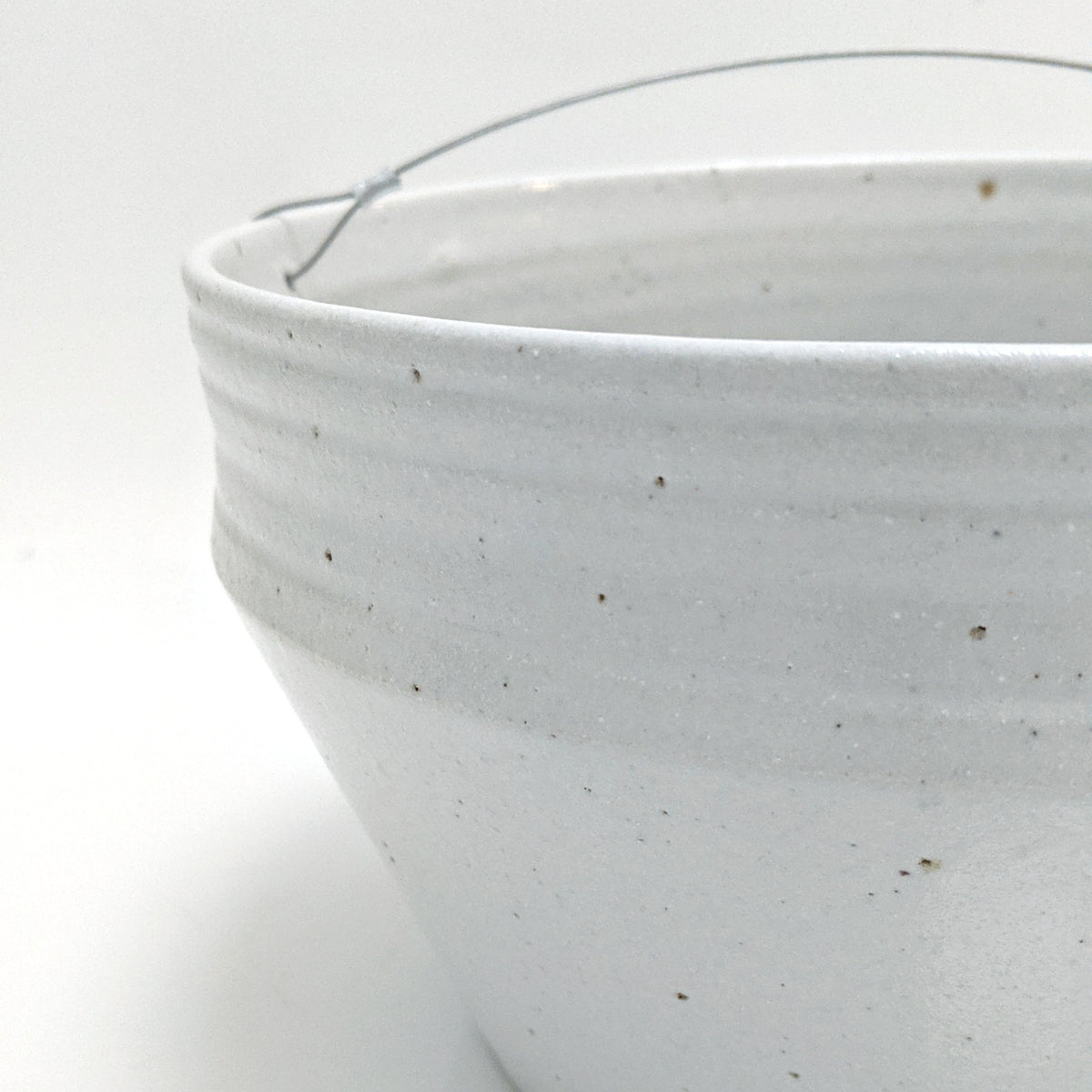 Alison Frith Hanging Planter Raku Blend - Satin White | Plantsmith ...