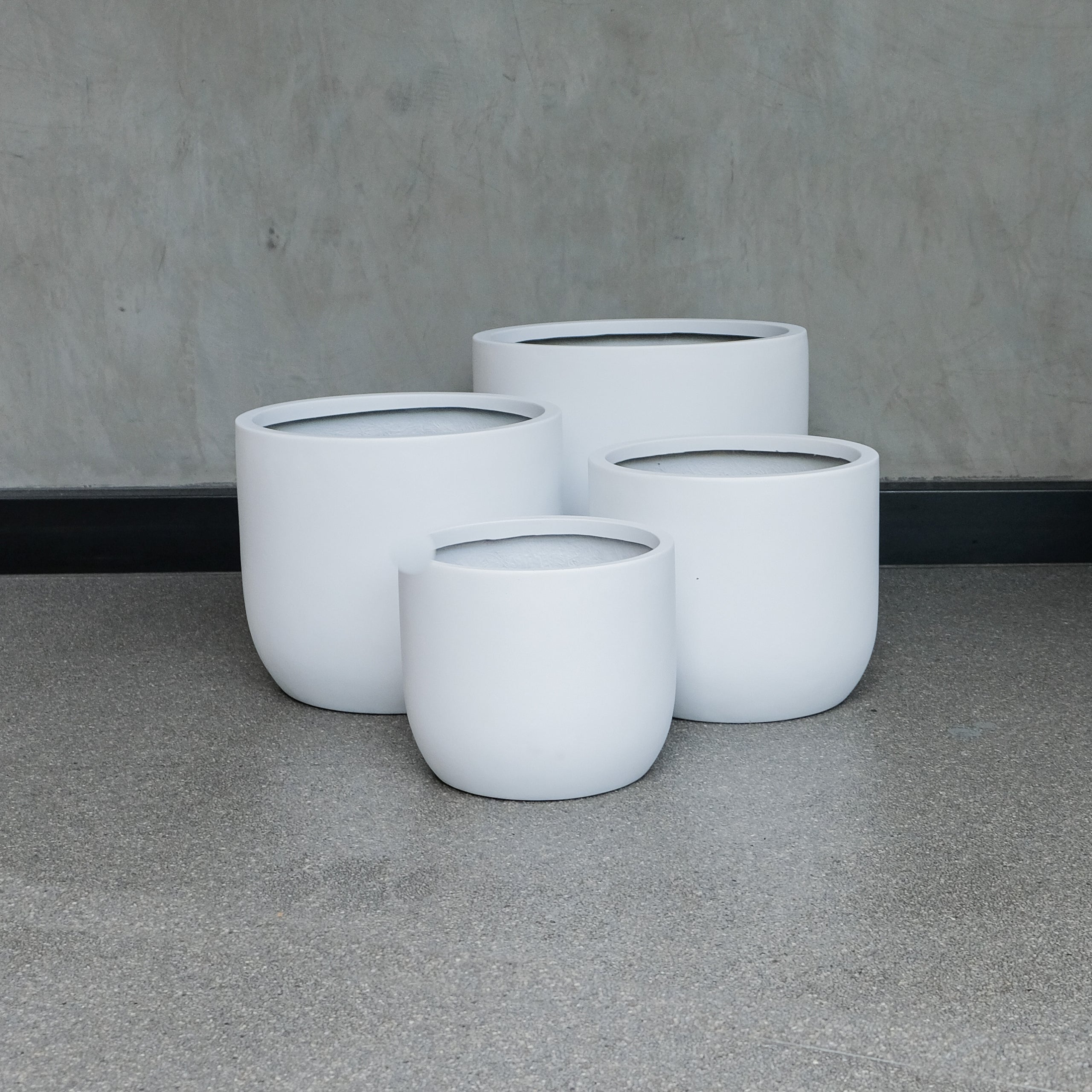 Lightweight Fibreglass Pots - White | Plantsmith Indoor Plants Melbourne